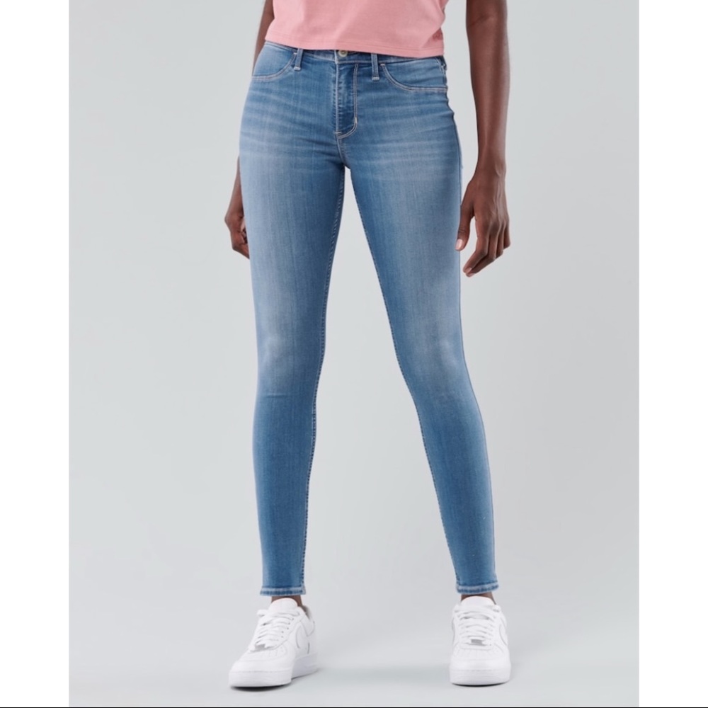 Hollister Super Skinny Jeans